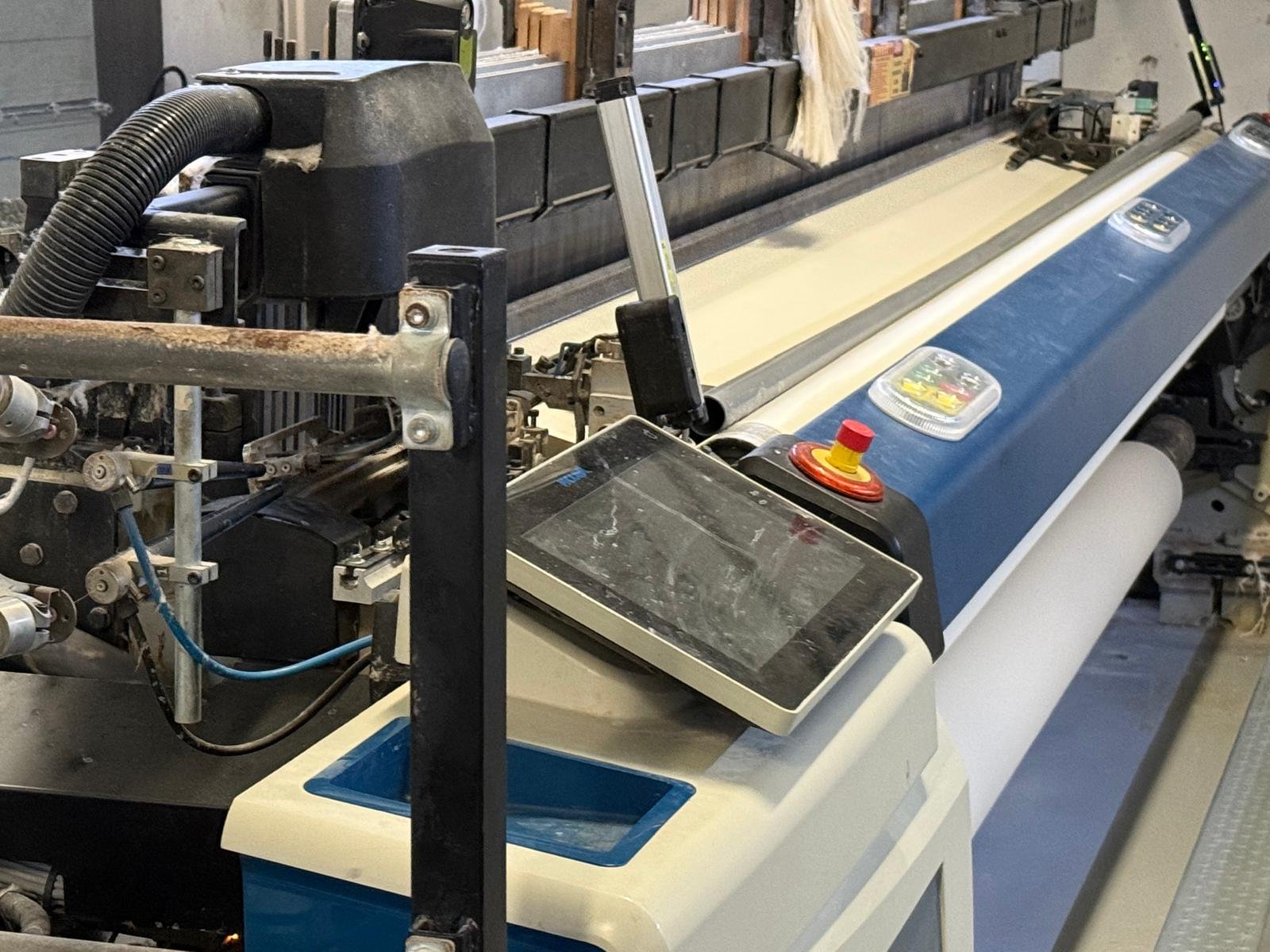 Product - For Sale: Sulzer P7200 Looms – 130" (330 cm) Projectile ...